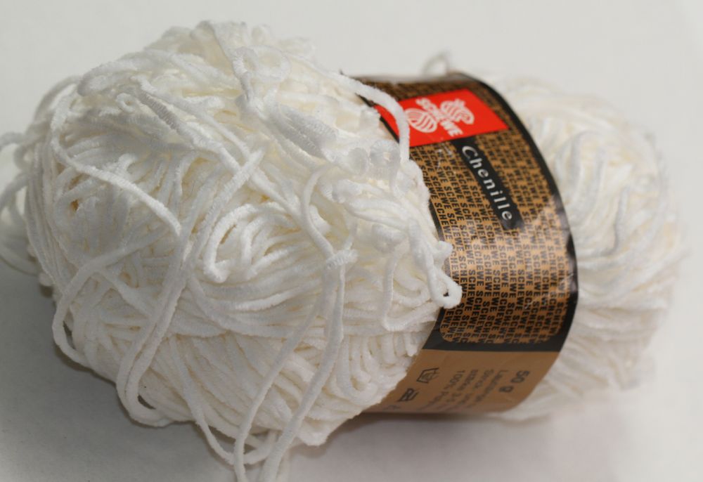 Bastelmaus-Shop - Wolle Schewe Chenille 50 g 100 % Polyacryl Farbe weiß